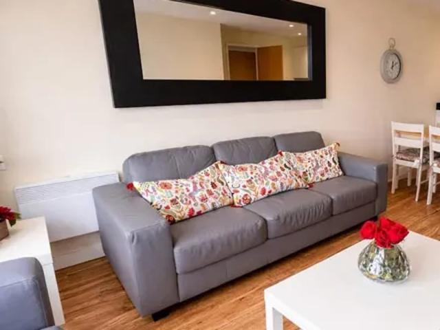 Salford, M5 3NQ, United Kingdom | 2 bed apartment for rent #163799235 | Rentberry