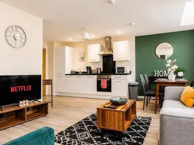Salford, M5 3QR, United Kingdom | Studio apartment for rent #166240185 | Rentberry