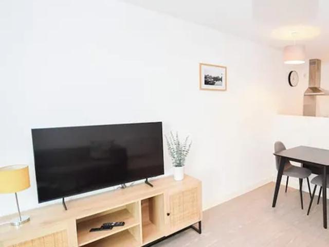 Salford, M5 4ZL, United Kingdom | 1 bed apartment for rent #152266779 | Rentberry