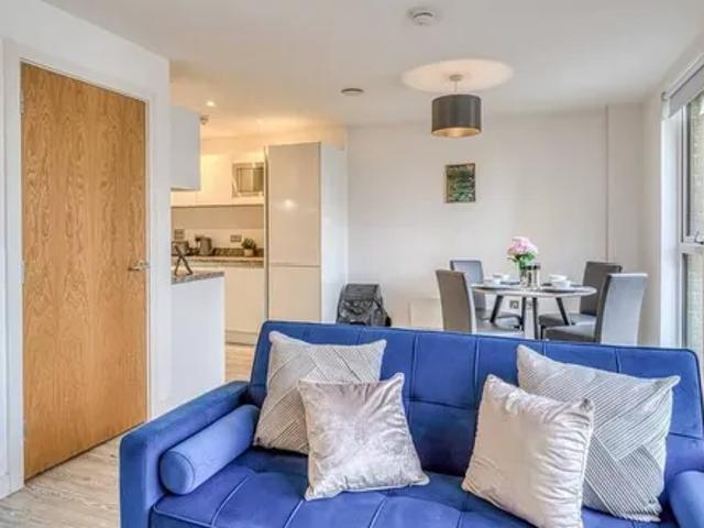 Salford, M5 4EF, United Kingdom | 3 bed duplex for rent #165066768 | Rentberry