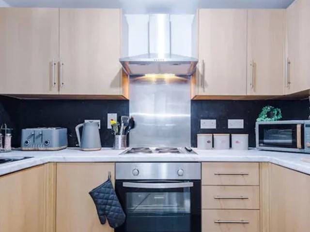 Salford, M5 4LH, United Kingdom | 2 bed apartment for rent #165079466 | Rentberry