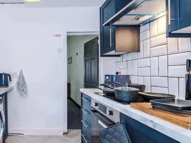 Salford, M7 3TD, United Kingdom | Studio house for rent #168016028 | Rentberry