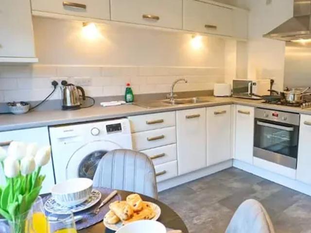 Salford, M7 3BN, United Kingdom | 2 bed apartment for rent #165084457 | Rentberry