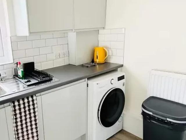 Salford, M7 3PG, United Kingdom | 2 bed apartment for rent #165034137 | Rentberry