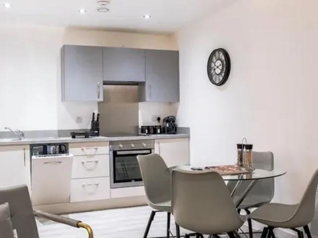 Salford, M3 6GL, United Kingdom | 2 bed apartment for rent #154386720 | Rentberry