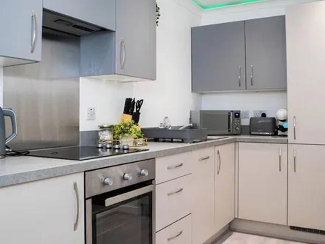 Salford, M3 6GL, United Kingdom | 3 bed apartment for rent #164929736 | Rentberry