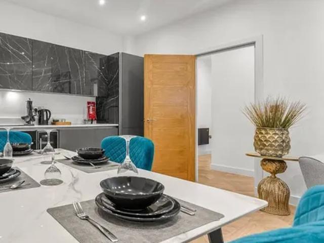Salford, M3 7AQ, United Kingdom | 2 bed apartment for rent #121513168 | Rentberry