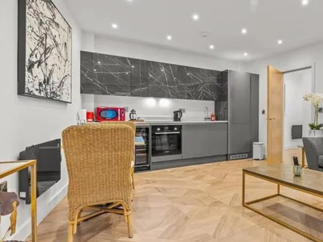 Salford, M3 7AQ, United Kingdom | 2 bed apartment for rent #121513198 | Rentberry