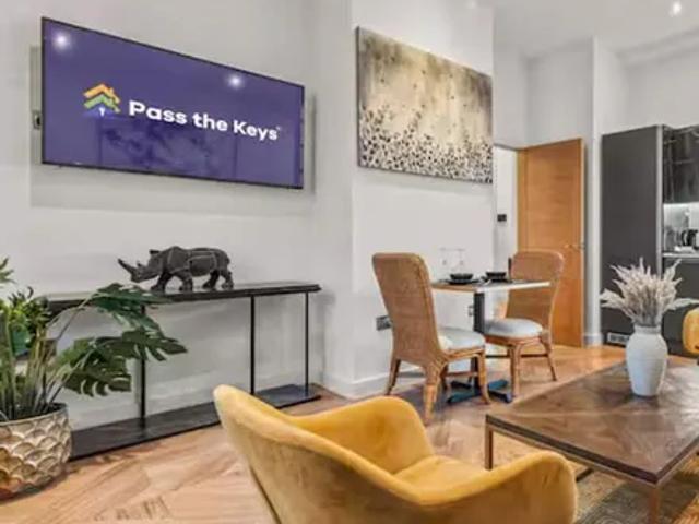 Salford, M3 7AQ, United Kingdom | 2 bed apartment for rent #135859702 | Rentberry