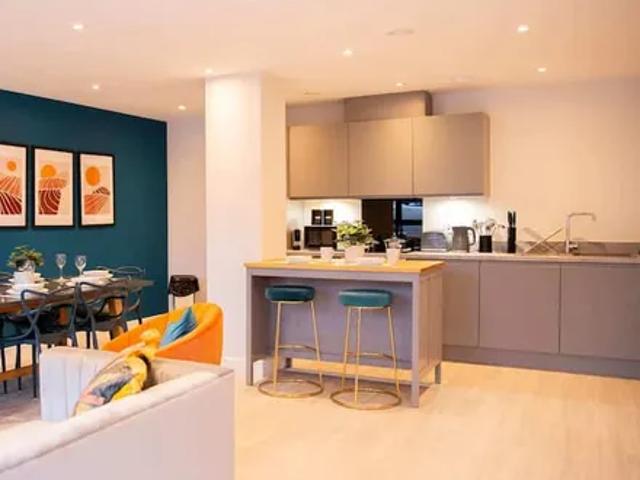 Salford, England, United Kingdom | 3 bed apartment for rent #147478880 | Rentberry