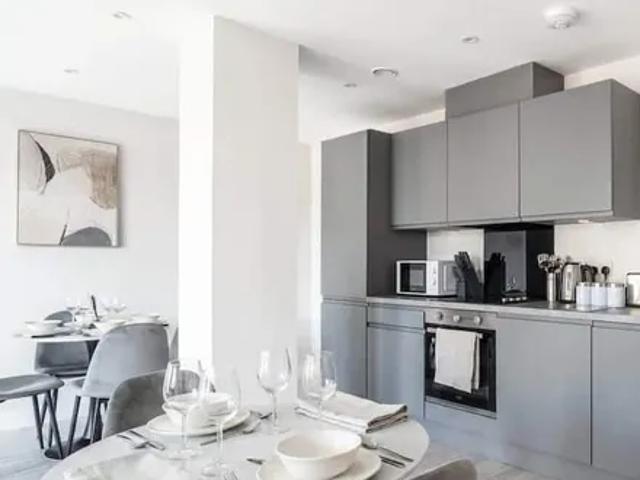 Salford, England, United Kingdom | 3 bed apartment for rent #126187775 | Rentberry