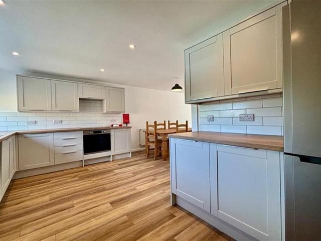 Salford Road, Marston, Oxford, OX3 5 bed townhouse to rent £3,400 pcm £785 pw