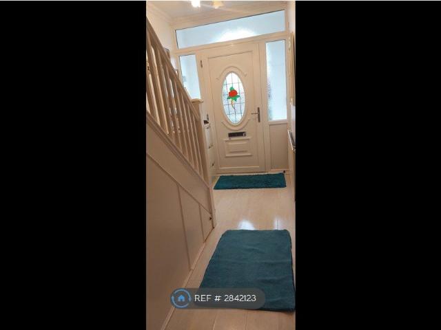 Salisbury Avenue, Barking IG11, Room to rent, £1,200 pcm | PrimeLocation