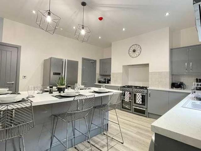 Salisbury Grove, Armley, Leeds, LS12