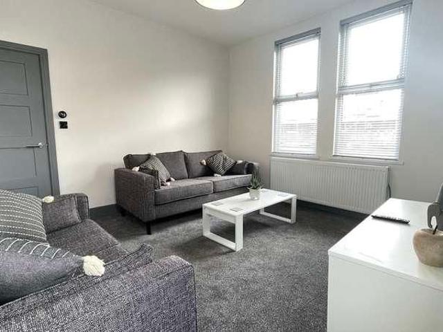 Salisbury Grove, Leeds, LS12