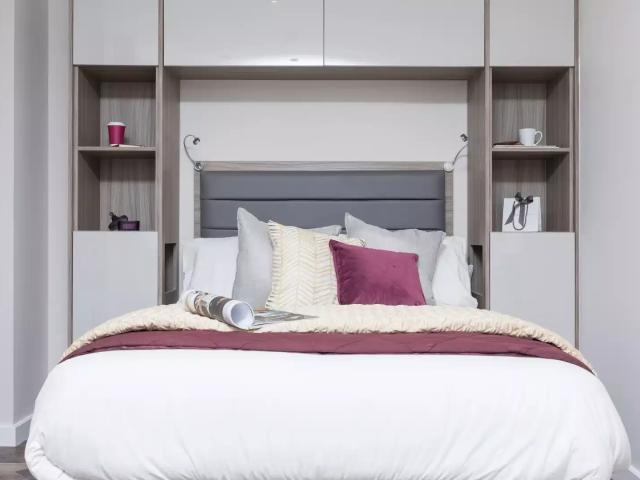 Salisbury House, Manchester Has an Apartment