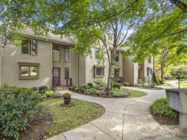 Salisbury St Apt,worcester, Condo For Sale