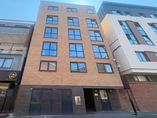 Salisbury Street, Southampton SO15, 2 bed flat to rent, £1,300 pcm | PrimeLocation