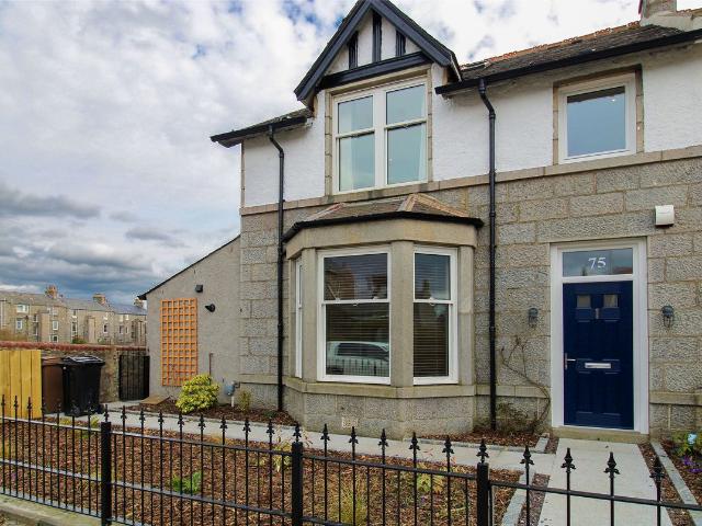 Salisbury Place, Aberdeen AB10, 4 bed end terrace house to rent, £2,000 pcm | PrimeLocation