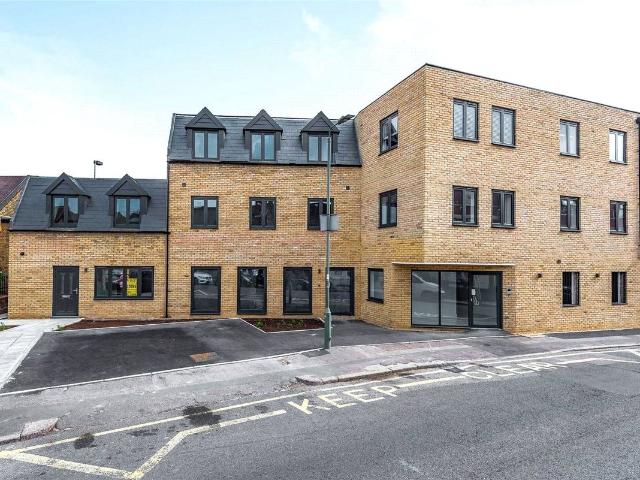 Salisbury Road, Barnet EN5, 2 bed flat to rent, £2,150 pcm | PrimeLocation