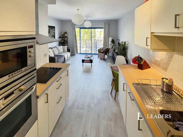 Salisbury Road, Hove, East Sussex, BN3 2 bed flat to rent £1,650 pcm £381 pw