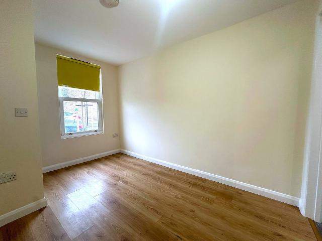 Salisbury Road, London W13, 1 bed flat to rent, £1,600 pcm | PrimeLocation