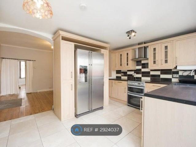 Salisbury Road, London W13, 3 bed terraced house to rent, £3,000 pcm | PrimeLocation