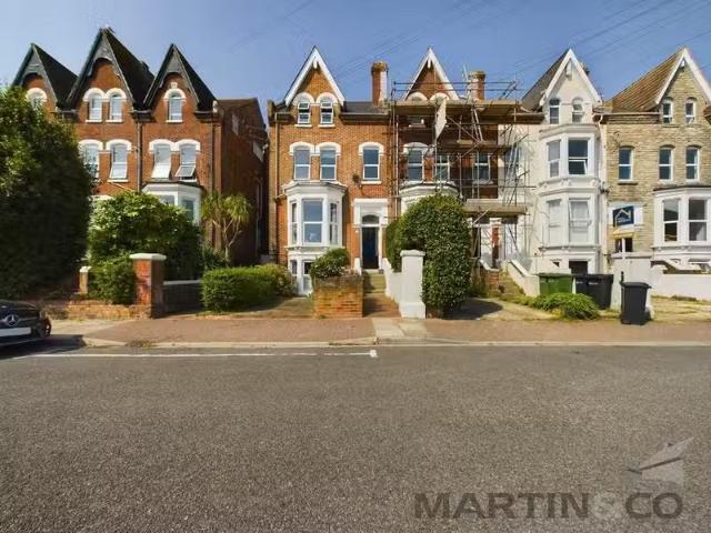 Salisbury Road, Southsea 1 bed flat to rent £950 pcm £219 pw