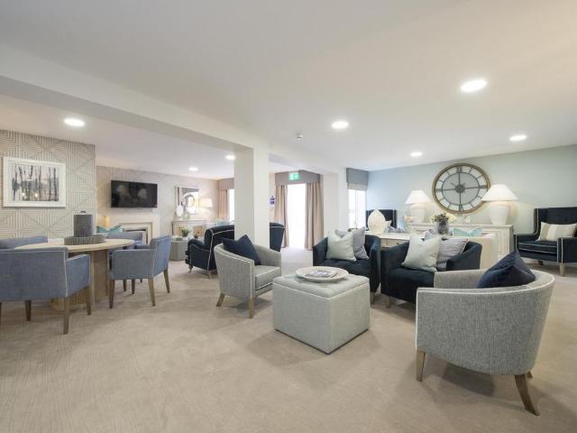 Salisbury RL Endless. 2 bed retirement property to rent £2,700 pcm £623 pw