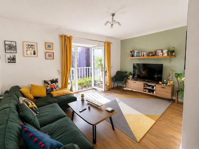 Sallyport House, Newcastle upon Tyne NE1 2 bed apartment to rent £1,660 pcm £383 pw