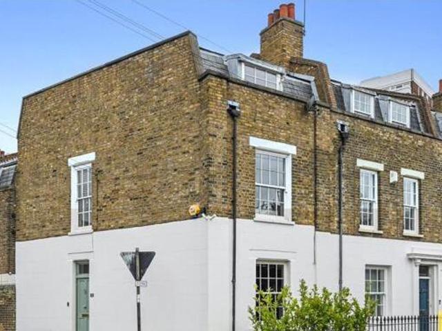 Salmon Lane, London, 4 Bedroom End