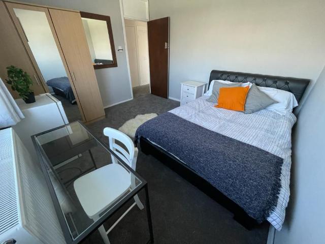 Salmon Lane, London E14, 5 bed shared accommodation to rent, £800 pcm | PrimeLocation