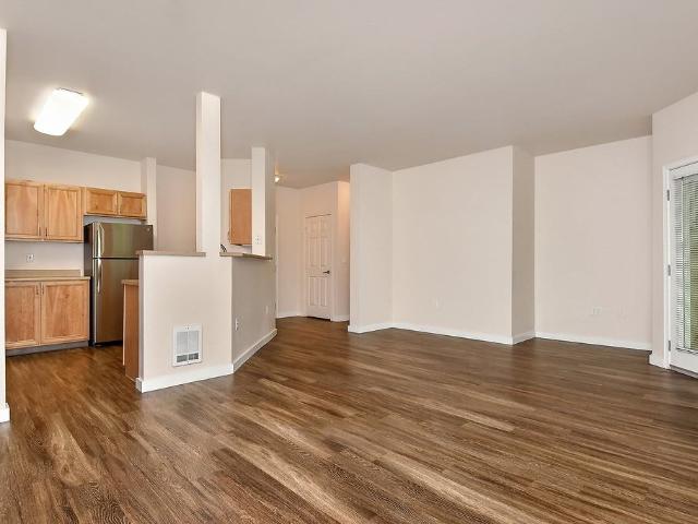 Salmon Run at Perry Creek 1 Bedroom Apartment for Rent at 2207 227th St Se, Bothell, WA 98021 Canyon Park