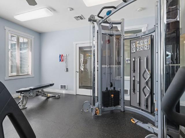 Salmon Run at Perry Creek 1 Bedroom Apartment for Rent at 2207 227th St Se, Bothell, WA 98021 Canyon Park