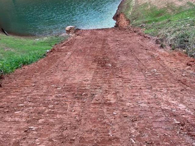 SA/LOTE PÉ NA ÁGUA A VENDA EM SANTA ISABEL/DIVISA ESTRADA DE IGARATÁ