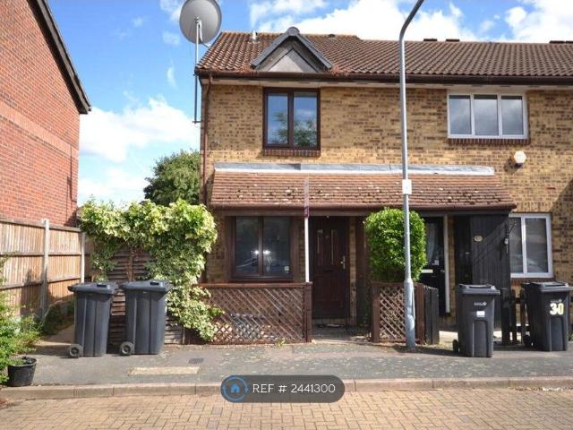 Sapphire Close, Chadwell Heath RM8, 1 bed semi detached house to rent, £1,300 pcm | PrimeLocation