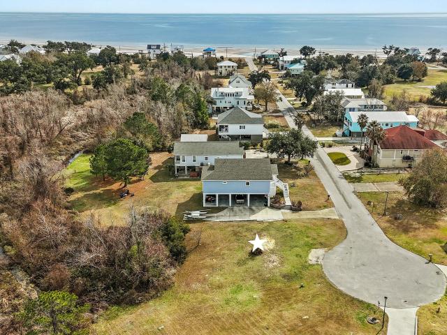 Sarah's Lane, Waveland, MS 39576