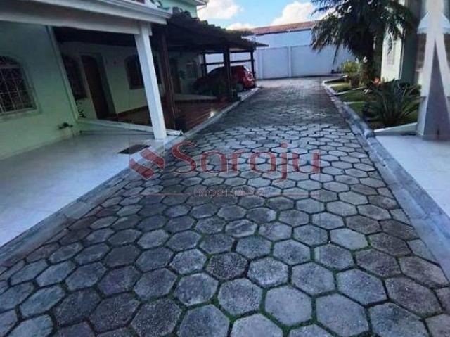Saraju Imobiliaria vende sobrado em condominio na Rua Roraima
