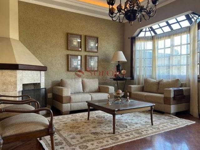 Saraju imoveis vende sobrado em Condominio com acabamento de 1a. ACEITA FINANCIAMENTO