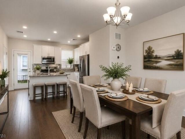 Saratoga Ct, Branchburg Township, Condo For Sale