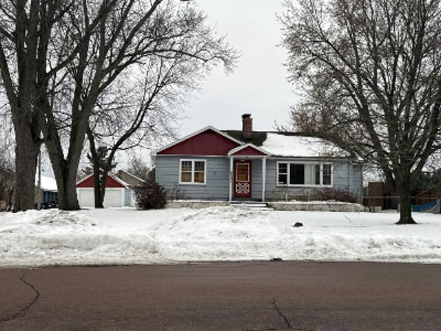 Saratoga St
