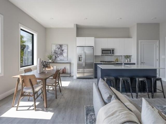 Saratoga St Unit,boston, Condo For Sale