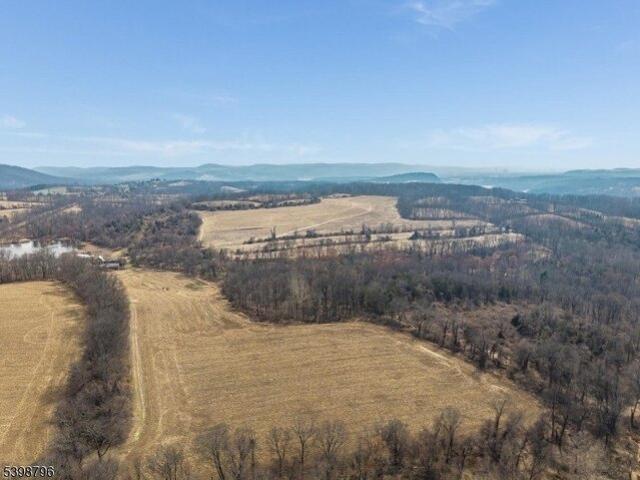 Sarepta Rd, Knowlton, Farm House For