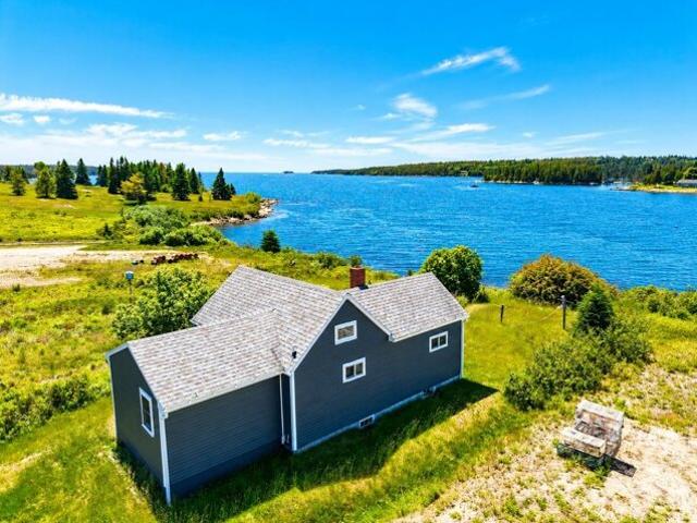 Sargent St, Winter Harbor, Home For Sale