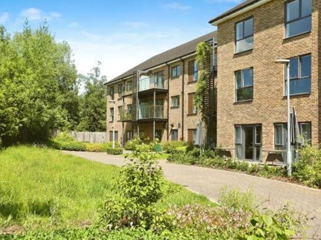 Sarisbury Green, Hamilton Road, Southampton, 2 Bedroom Flat