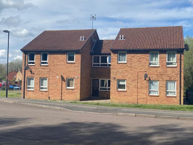 Sark Close, Crawley RH11, Studio to rent, £950 pcm | PrimeLocation