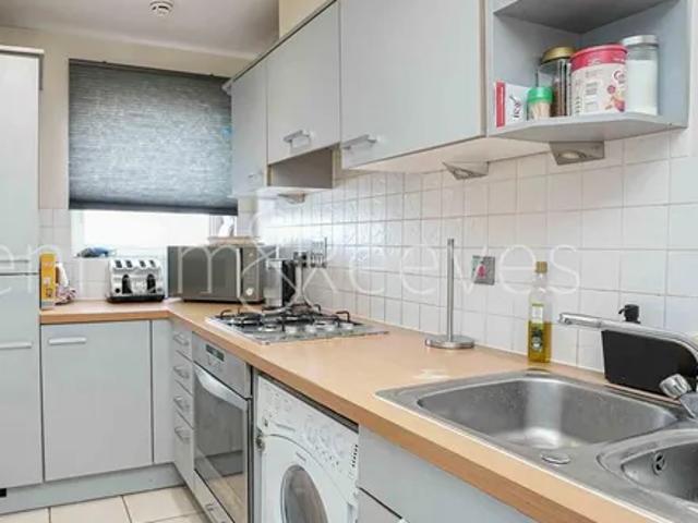 Sark Tower, Erebus Drive, London, SE28 0GG, United Kingdom | 2 bed apartment for rent #139545548 | Rentberry
