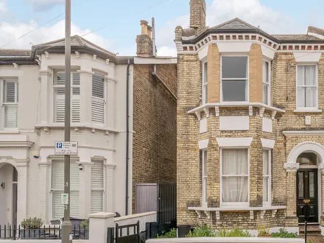 Sarsfeld Road, London, SW12 8HP, United Kingdom | 4 bed house for rent #115137053 | Rentberry