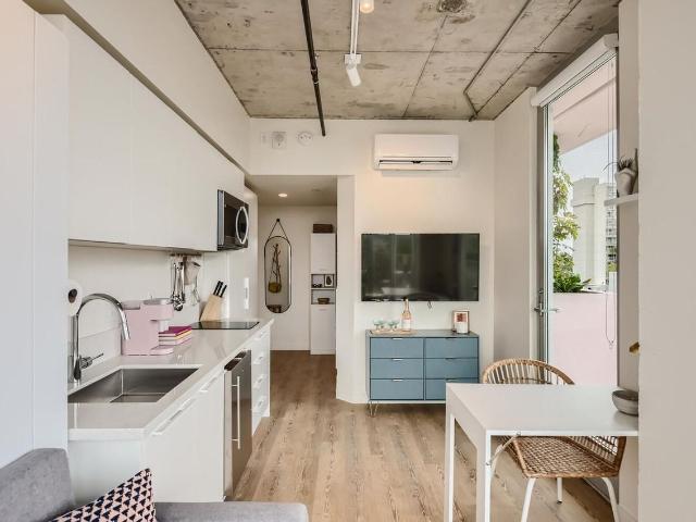 Sasan Lofts Studio Apartment for Rent at 901 W Washington St, San Diego, CA 92103 Midtown
