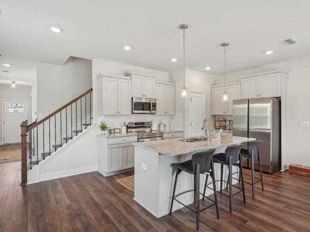 Satterfield Commons 3 Bedroom Apartment for Rent at 180 Center Rd Se, Cartersville, GA 30121